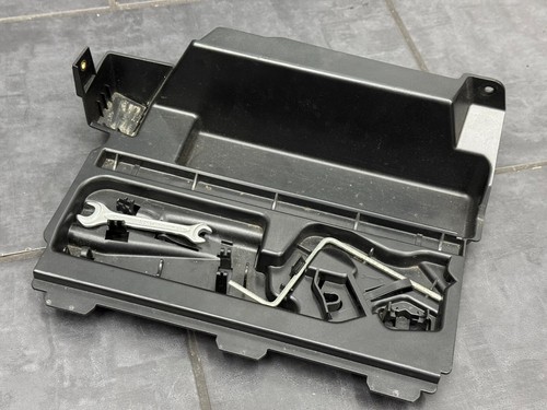 BMW E91 Touring Absorption Holder Warning Triangle First-Aid Tool ...