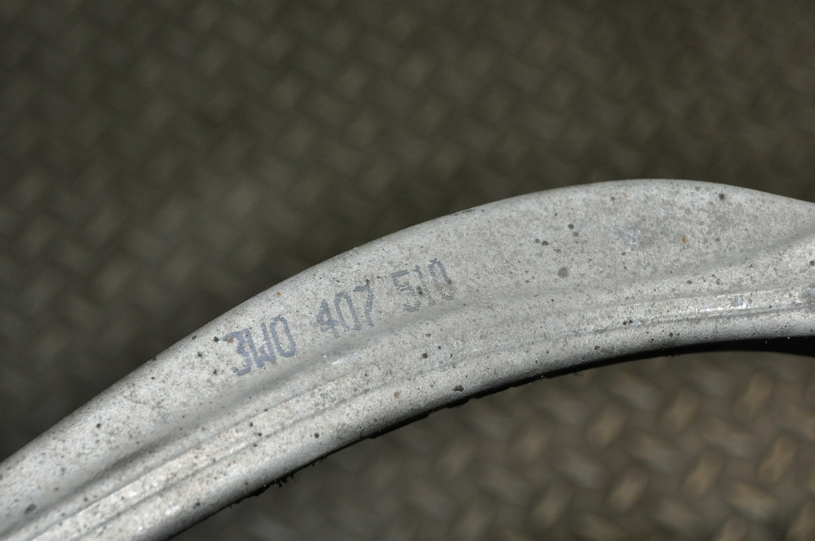 Bentley 3W0407510 Front Wishbone Link / Control Arm Fits Flying Spur GT ...