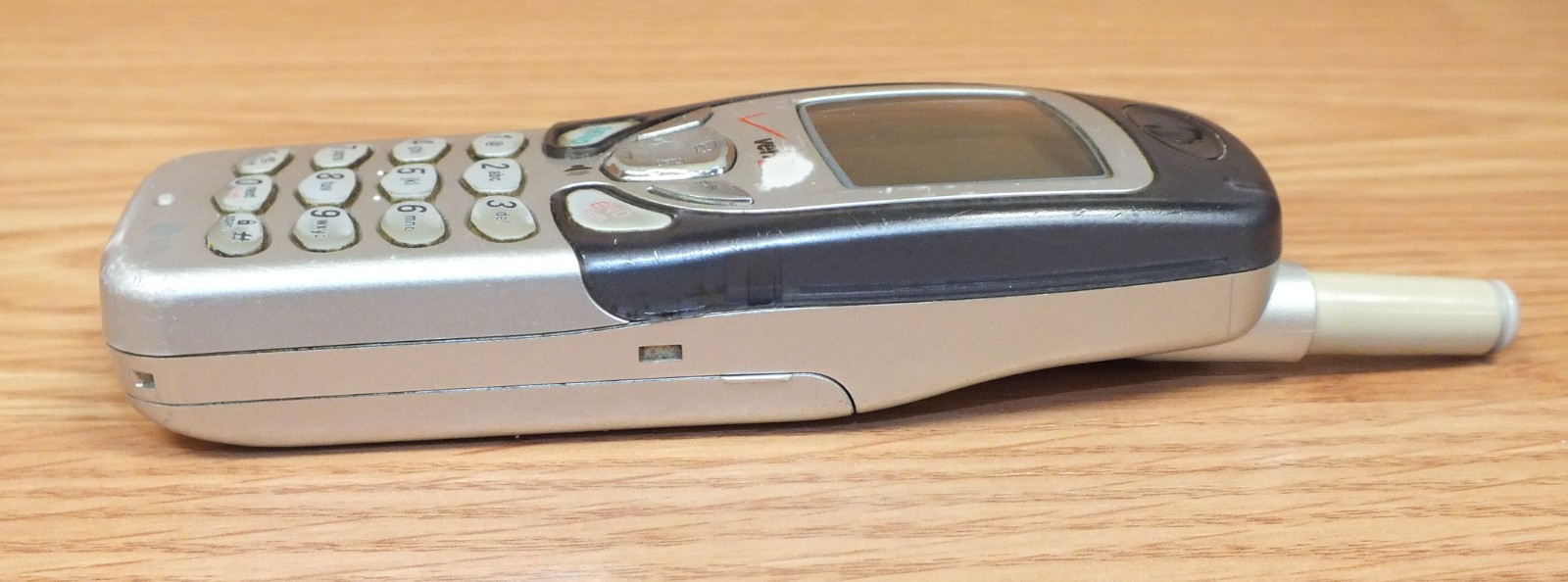 Genuine LG VX2000 (Verizon) 3G CDMA Bar Phone With DC Power Supply ...