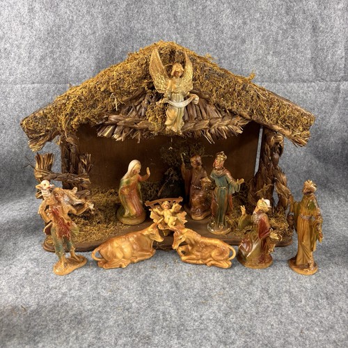 Vintage Traditional 11 Piece Nativity Creche Set w/ Stable Resin ...