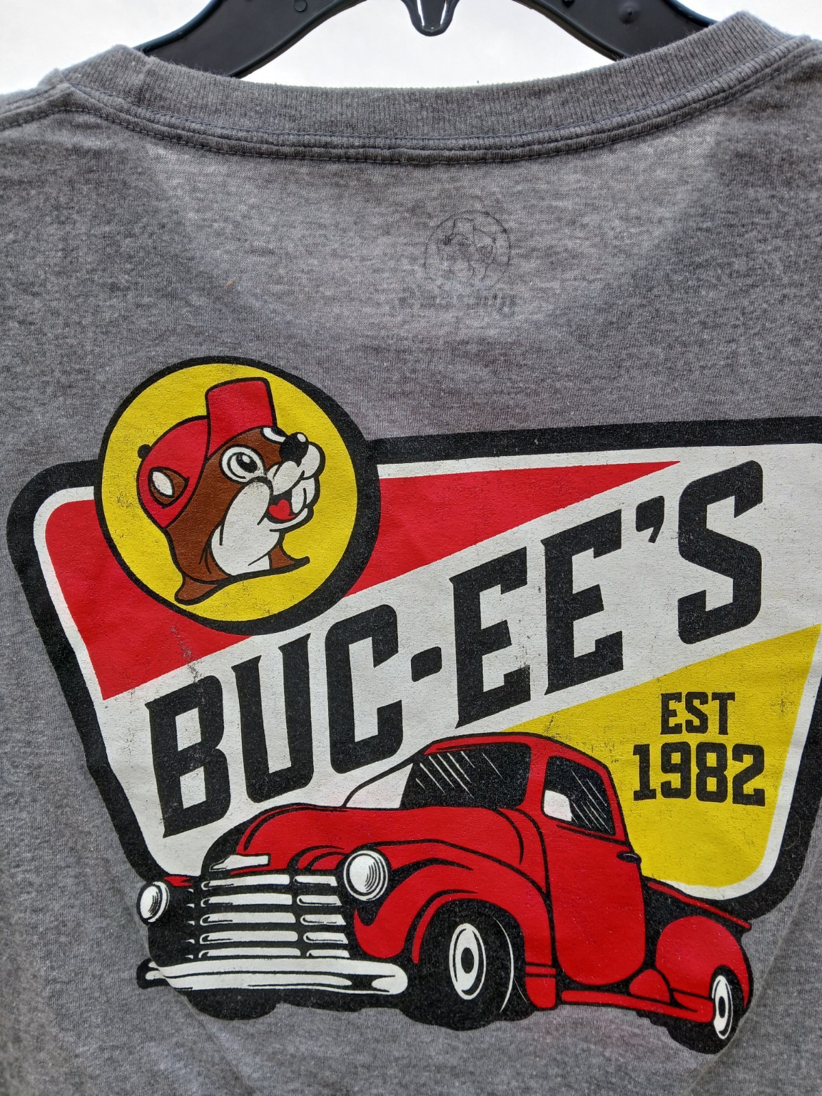Buc ees t shirt Mens Large Pickup Truck Classic Logo … - Gem