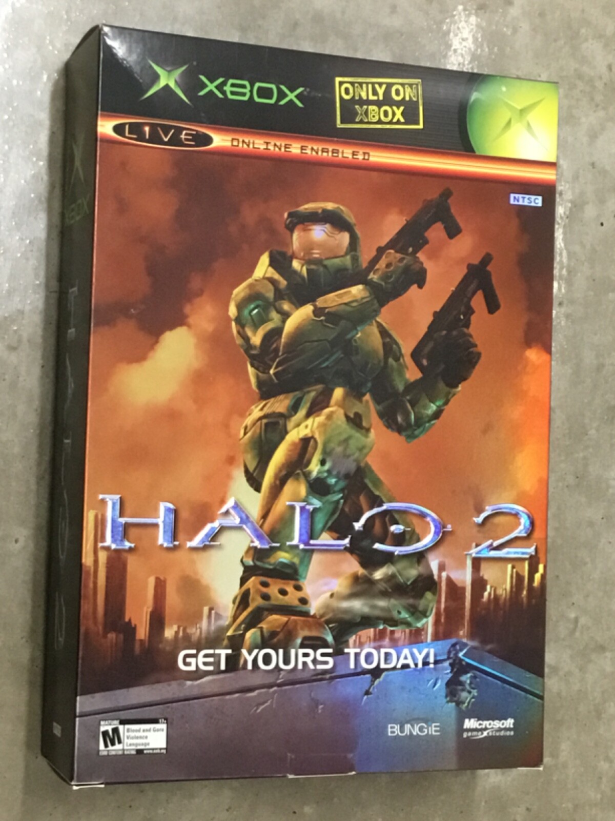 HALO 2 MASTER CHIEF XBOX STANDEE GAME STORE Counter DISPLAY poster box ...