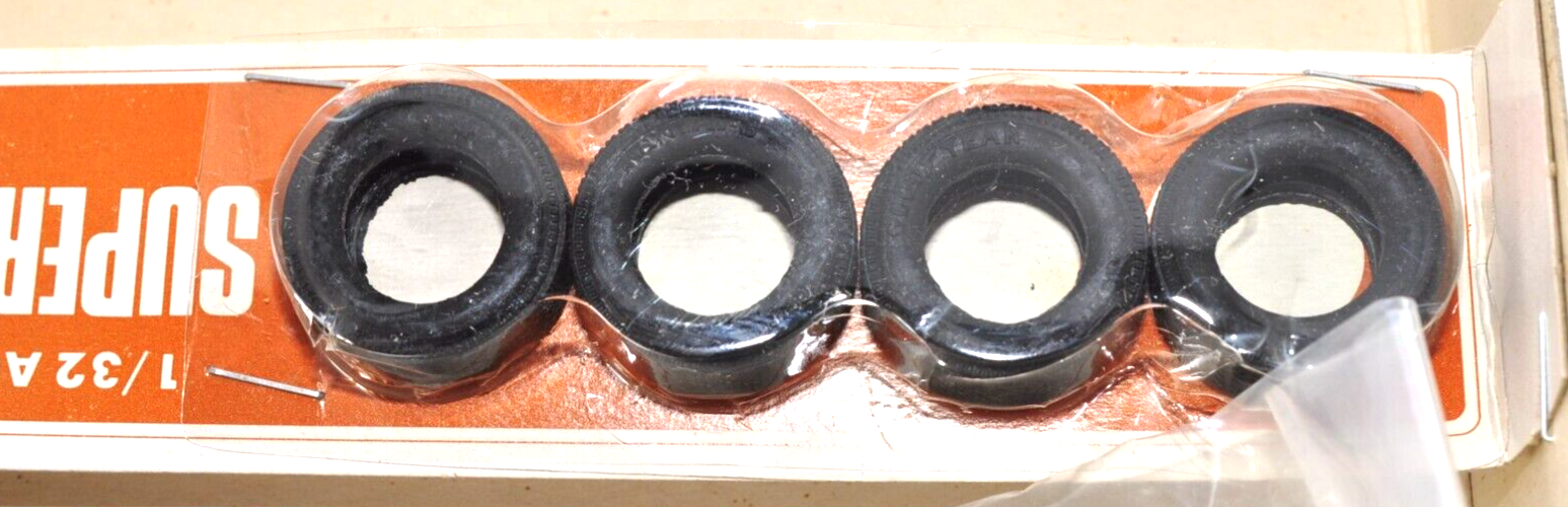 Vintage Ikko Mokkei Ferrari 365 GTB/4 Daytona 1/32 Scale Wind-Up Model ...