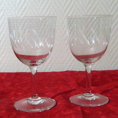 2 Glasses Water Crystal Carved Valves The Châtel | eBay