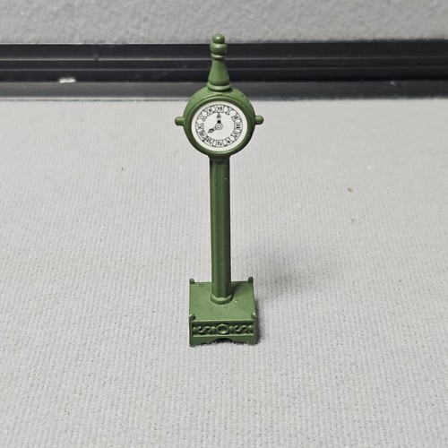 Dept 56 Christmas Village Street Clock Accessory | eBay