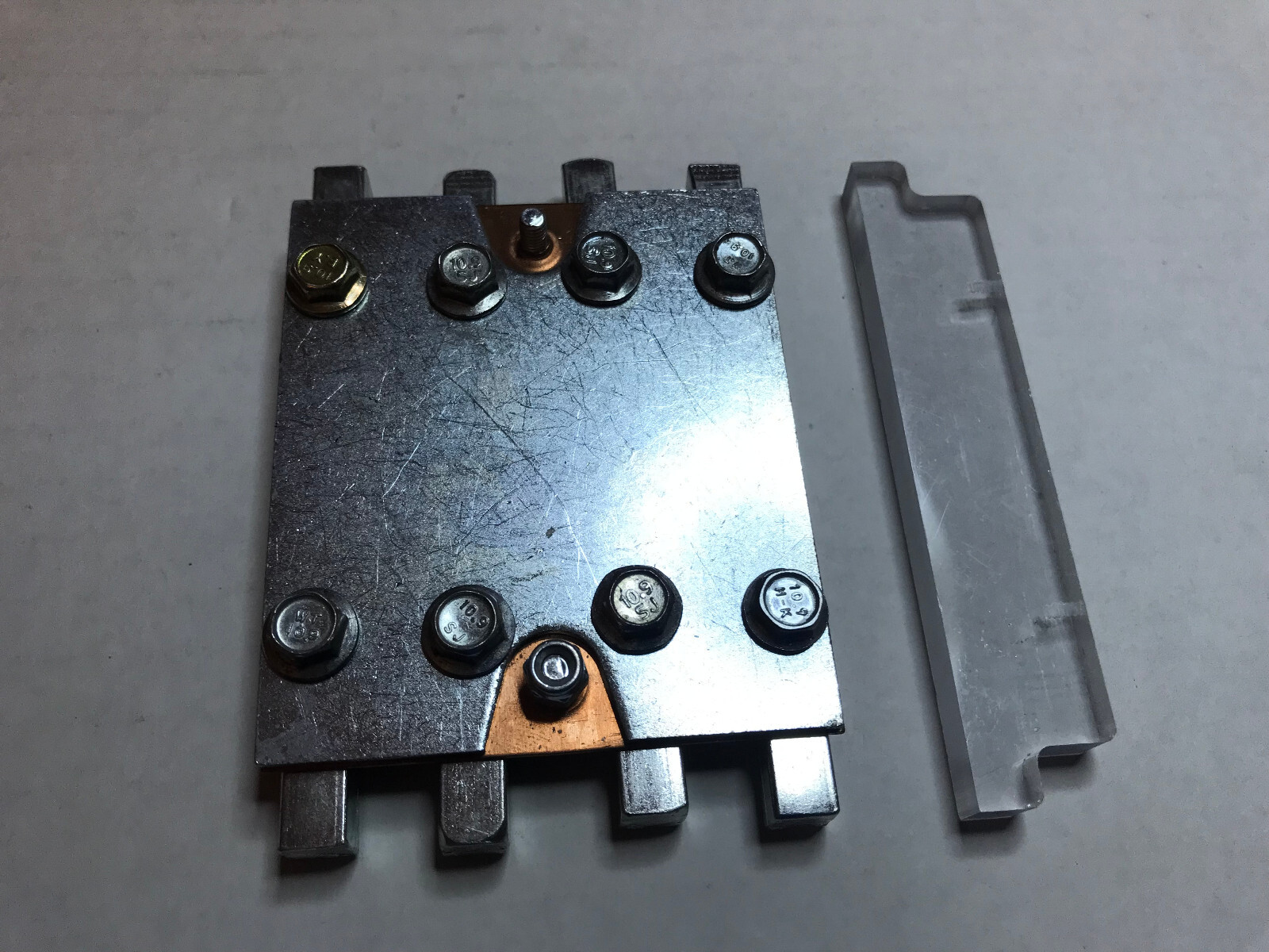 BUSBAR, THREADED INSERTS AND BOLTS, PLASTIC DIVIDER for SPIM08HP | eBay