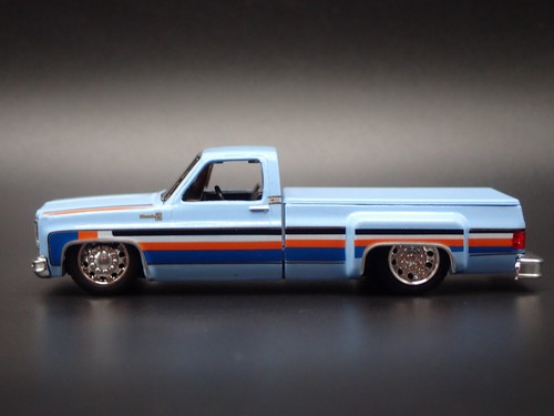 1978 CHEVY CHEVROLET SILVERADO 30 DUALLY SQUAREBODY TRUCK 1/64 DIECAST ...