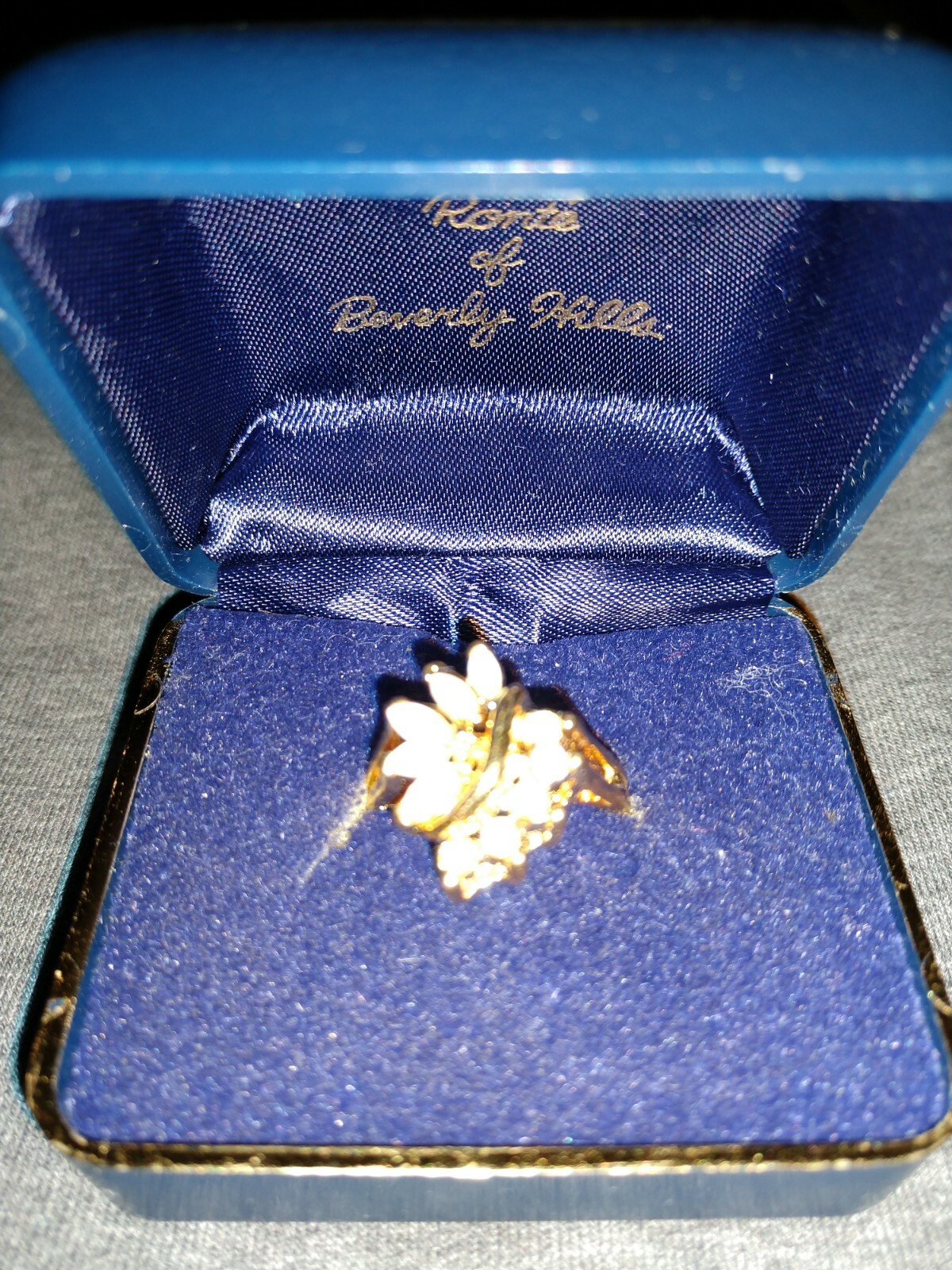 Opal Ring Ronte' of Beverly Hills "gold" colored fini… - Gem