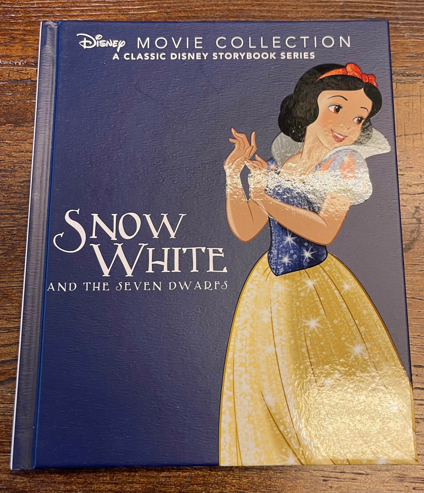 Snow White Book Cover