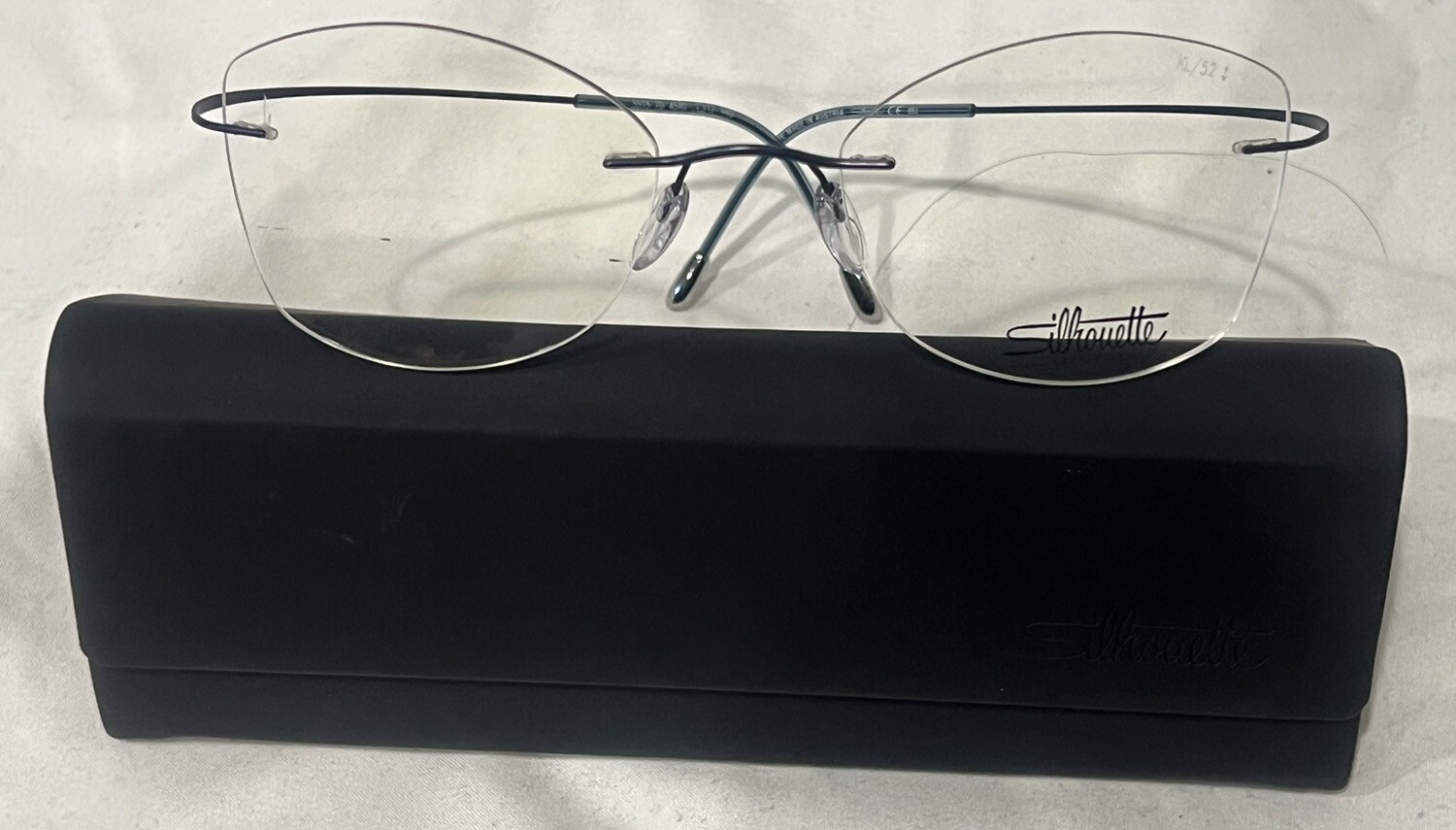 Silhouette 5515 TMA Must Frame. Color 4560(Blue Midnight) Bridge 17 ...