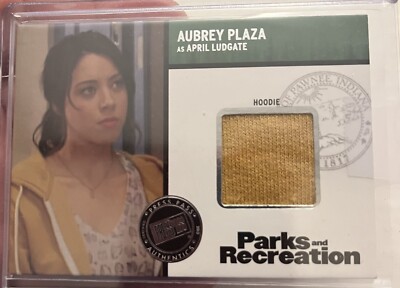 2013 Parks and Recreation Aubrey Plaza April Ludgate Hoodie Relic Card ...