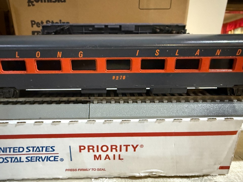 HO SCALE RIVAROSSI LONG ISLAND RAILROAD LIGHTWEIGHT COACH DASHING DAN ...