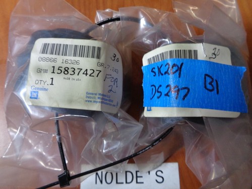 GM Stabilizer Bar Insulator 15837427 SK201 DS297 B1 | eBay