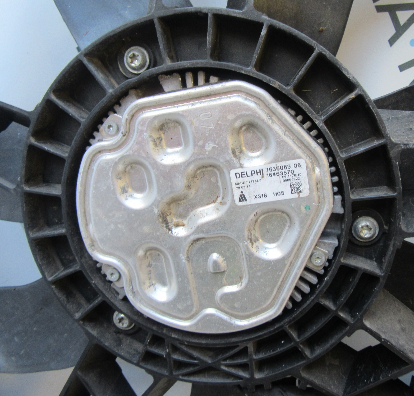 Genuine MINI 300W Radiator Fan & Fan Housing for F56 F55 F57 F54 F60 ...