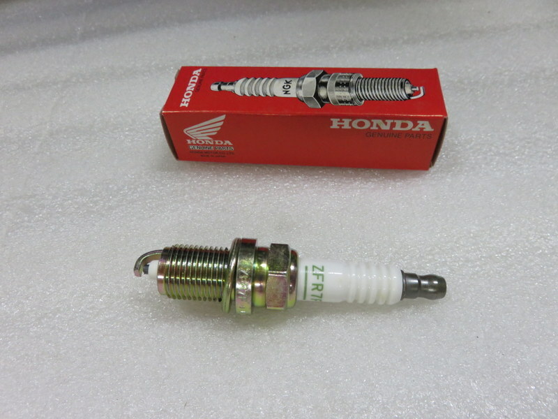 I3A Genuine Honda Marine 98079-5787G Spark Plug ZFR7F OEM New Factory ...
