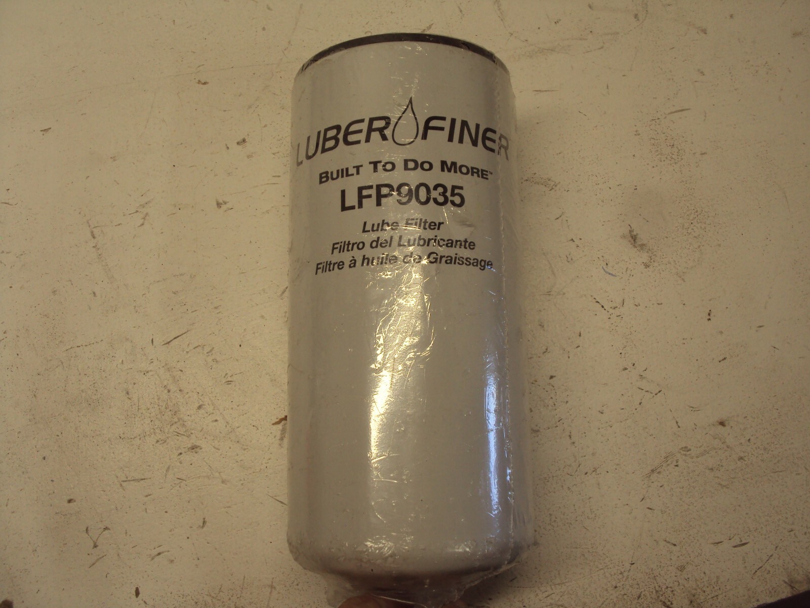 INTERNATIONAL-HARVESTER 1842543C1 - Cross reference oil filters