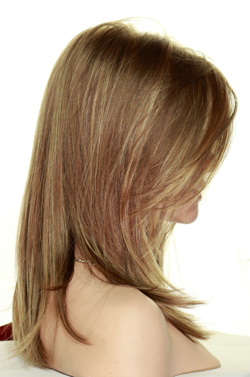 "LAINE" RENE OF PARIS WIG *MOCHACCINO* SLINKY HOT MEDIUM BOB SIDE BANGS ...