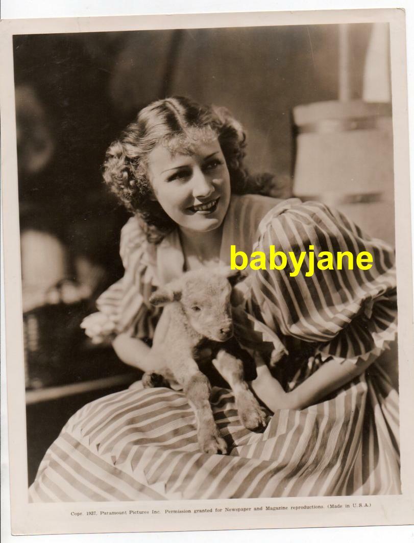 IRENE DUNNE ORIG 8X10 PHOTO HOLDING LAMB ON SET OF HIGH, WIDE AND ...
