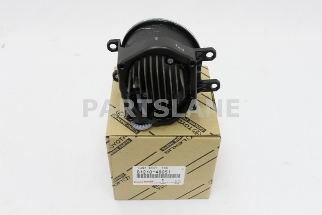 8121048051 Genuine OEM Toyota Lexus RH Bumper LED Fog Light Lamp 81210 ...