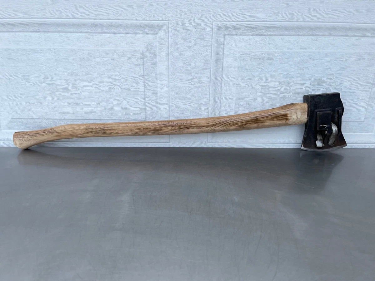 Splitting Maul With Springs