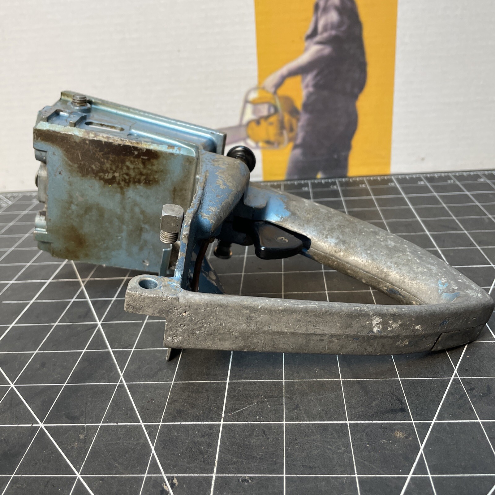 Homelite XL 12 Rear Handle Carburetor Box Assembly OEM Vintage Chainsaw ...