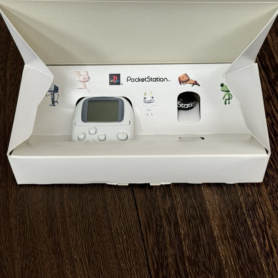 Sony PocketStation White Complete In Toro Box CIB SCPH-4000 Japan | US ...