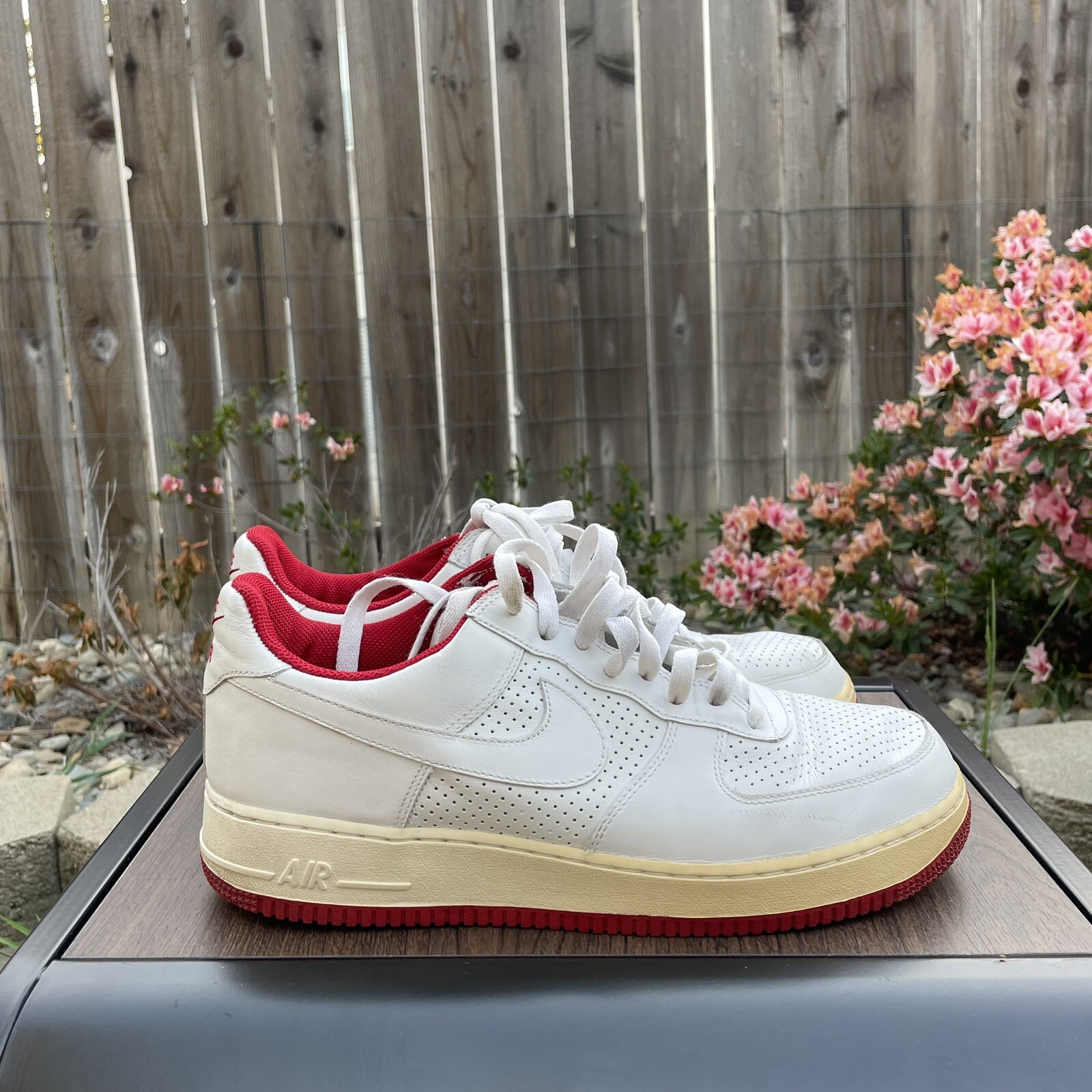2005 Vintage Nike Air Force 1 Low Drum Roll white red… - Gem