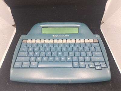 Typewriters & Word Processors - Alphasmart 2000 Portable Word Processor