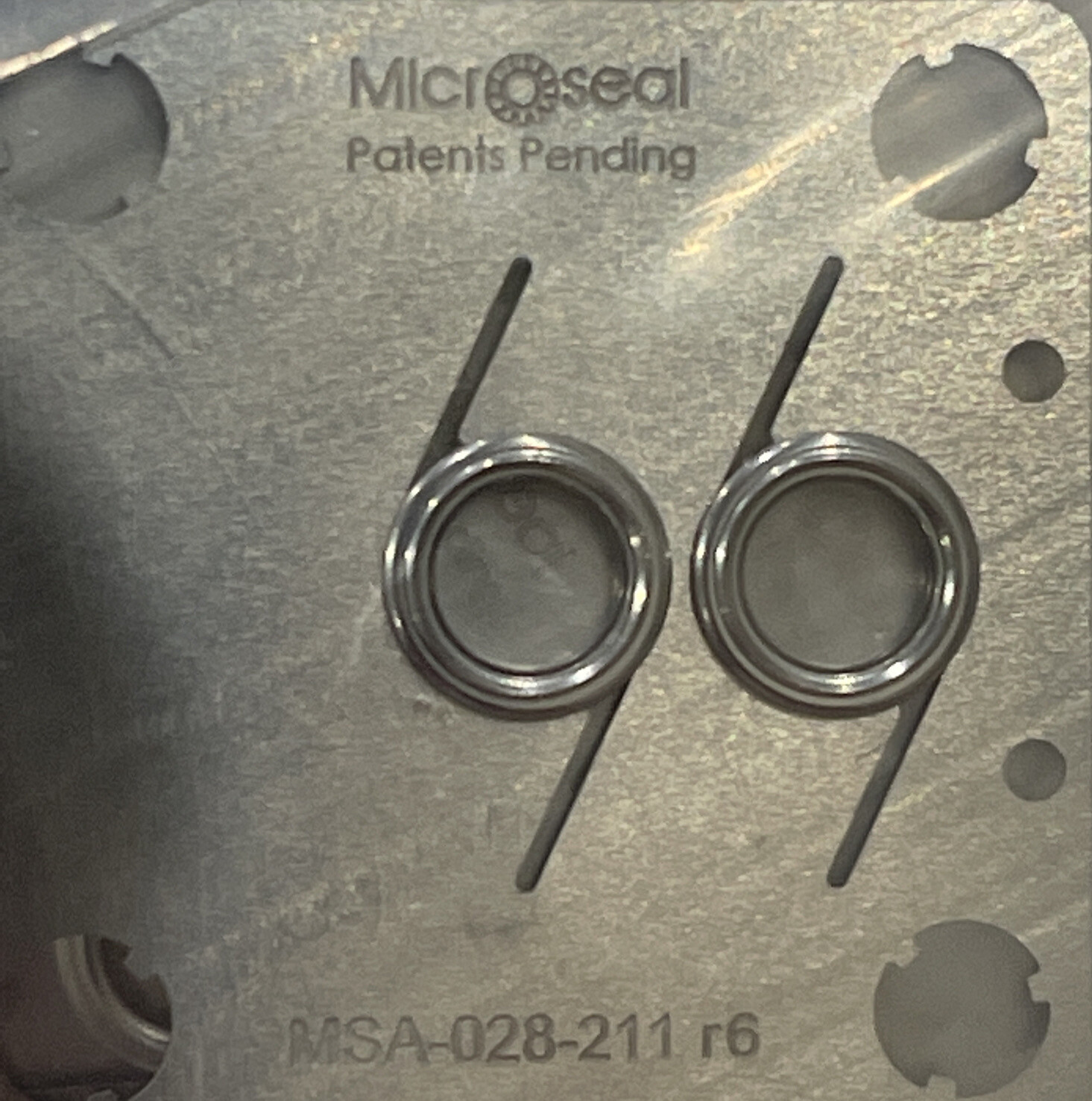 BAG OF 2X MICROFLEX MSA-028-211 r6, 2 HOLES MICRO SEAL MSA028211, NEW ...