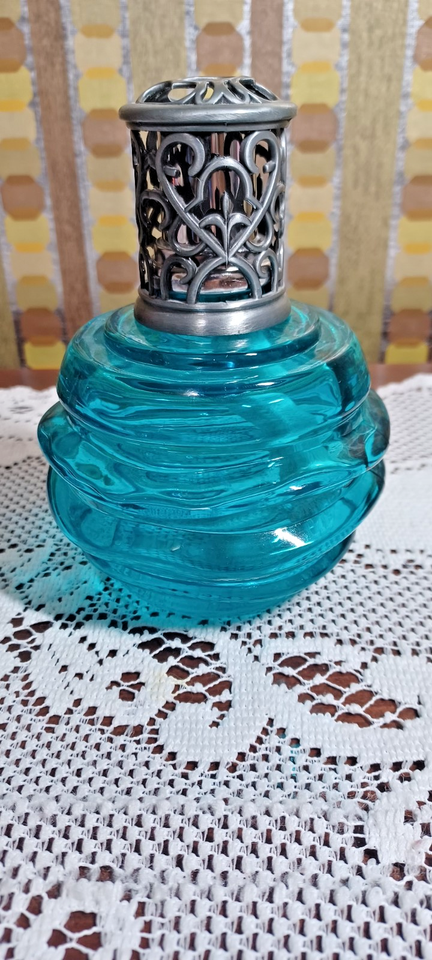 Beautiful Green Blue Finish Lacquered Glass Catalytic Fragrance ...