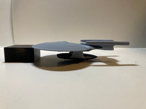 1/2500 scale Springfield class Starship Star Trek 3d printed resin ...