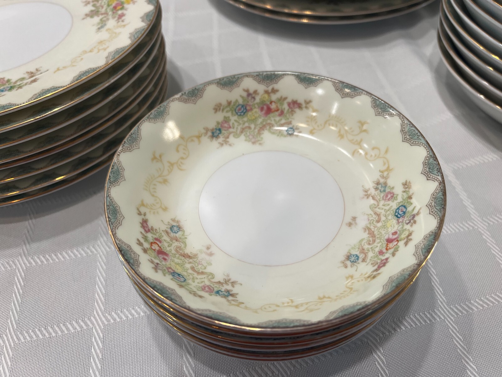 Vintage Meito hand painted china set - 37 pieces | eBay