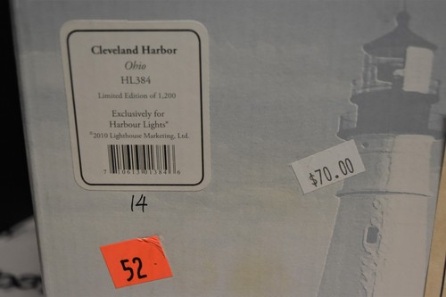 Rare "CLEVELAND HARBOR LIGHTHOUSE" by Harbour Lights HL #384, Orig Box ...