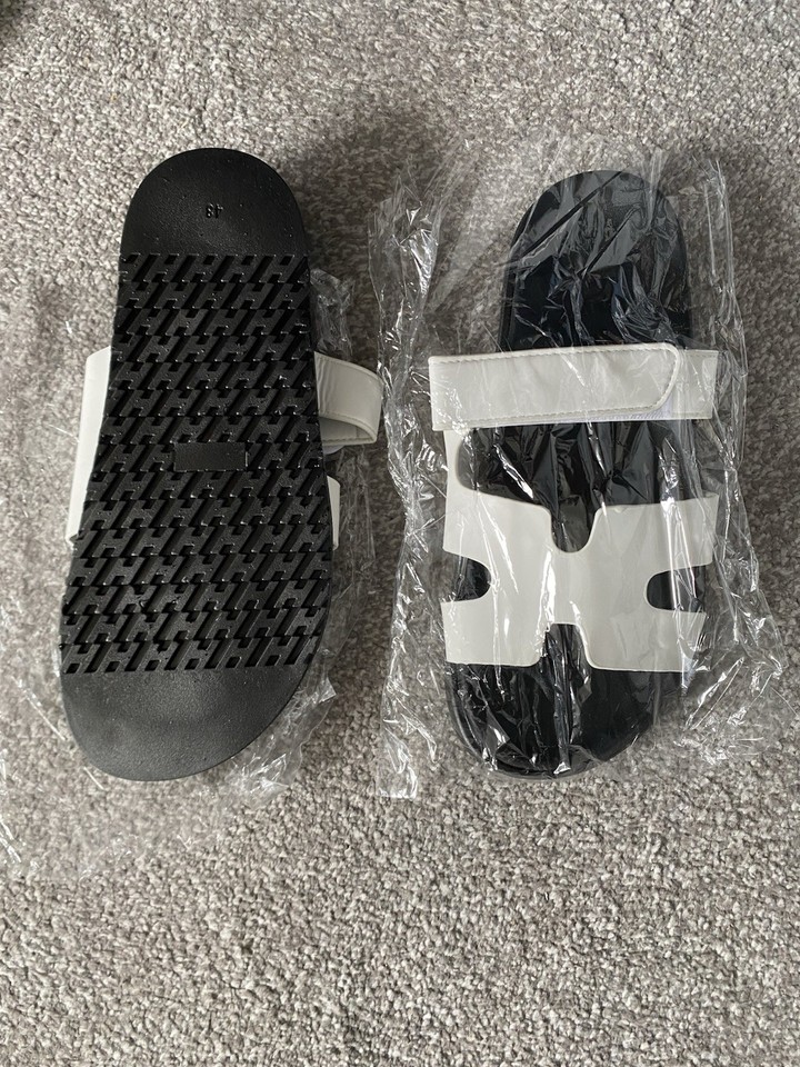 BN MENS WHITE SMART SLIDERS SIZE 9 DESIGNER STYLE | eBay UK