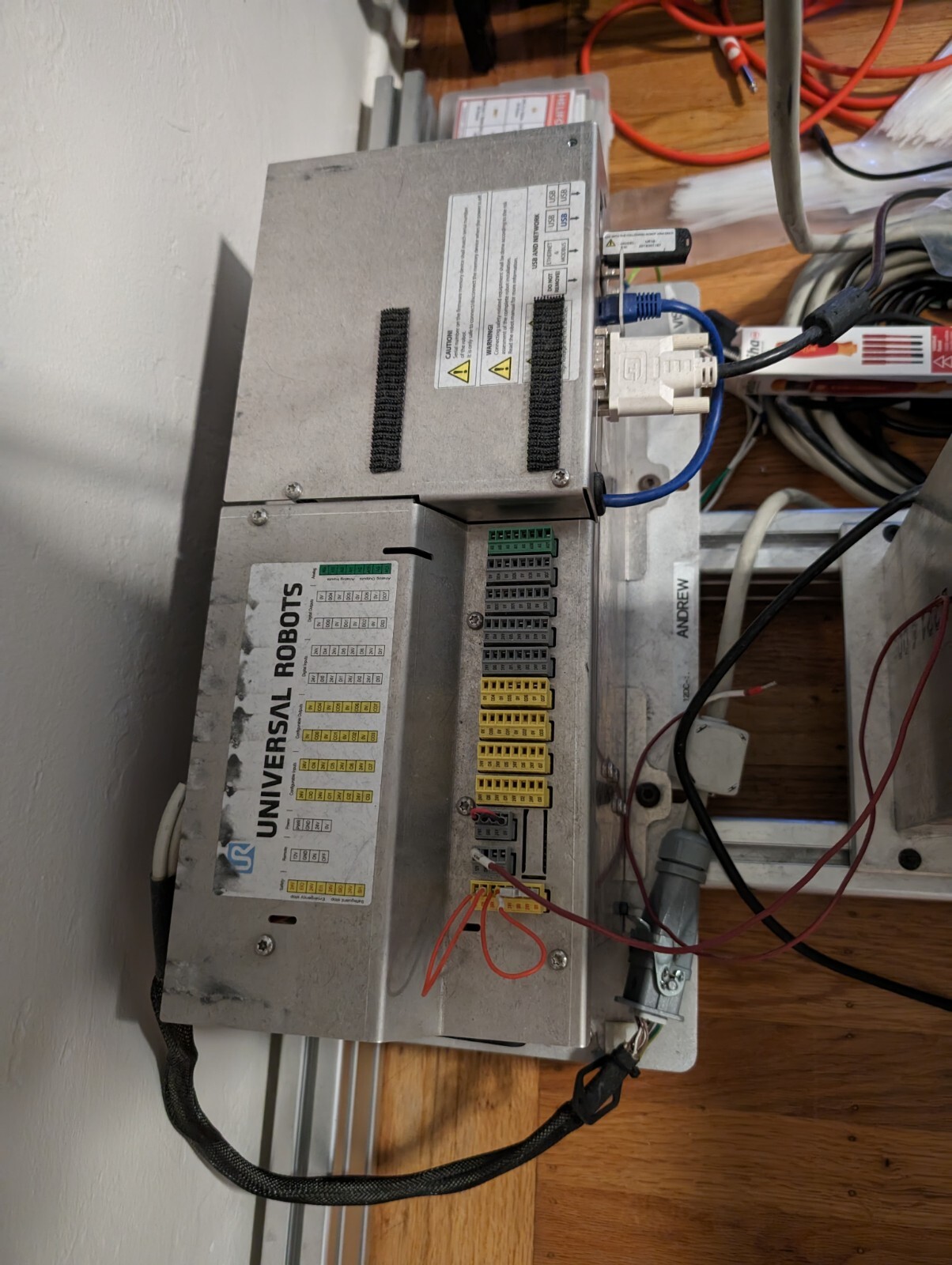 2018 UR10 Robot Arm + Controller (FULLY WORKING) | eBay