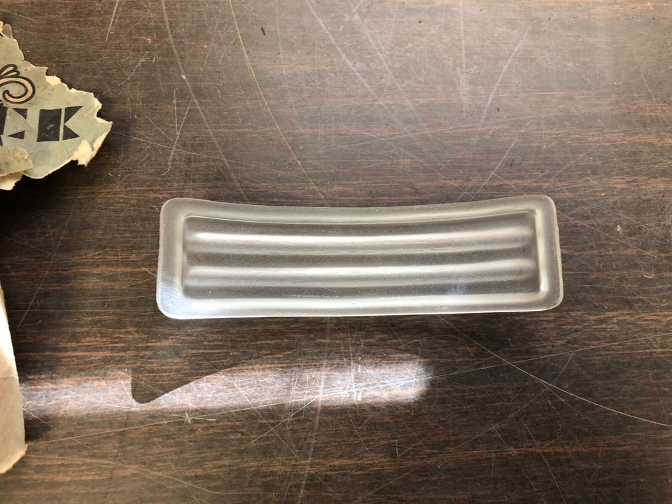 VINTAGE 1920'S 1930'S? BUICK TAIL LIGHT GLASS LICENSE PLATE LIGHT LENS ...