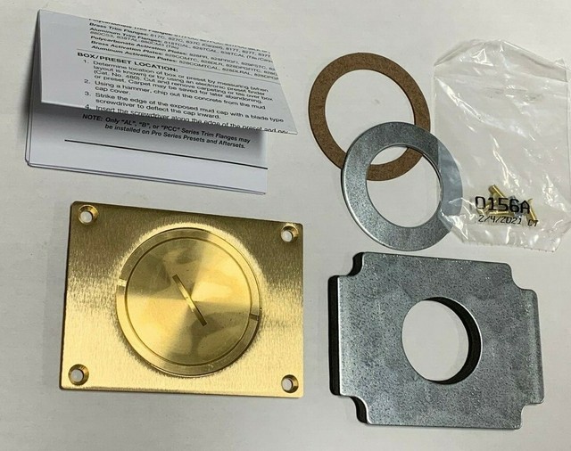 Wiremold 829CK brass data plate 2-1/4" plug UPC 786564082910 for sale ...