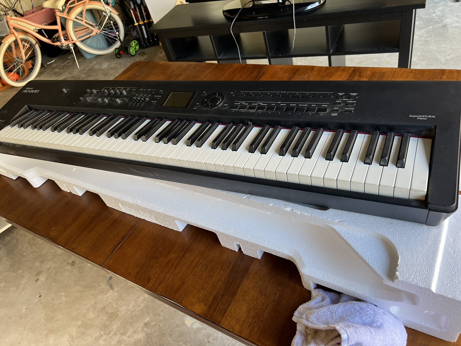 Roland RD88 Professional Stage Piano RD-800 | eBay