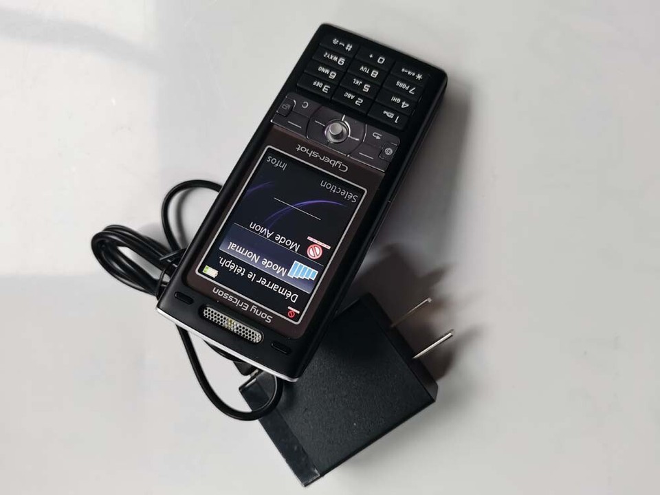 Sony Ericsson Walkman K790 2G Velvet Black (Unlocked) Cellular keyboard ...