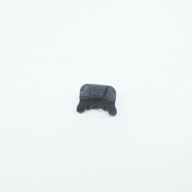 OEM BMW 1 E81 Radiator Rubber Mounting 17117805310 Genuine for sale ...