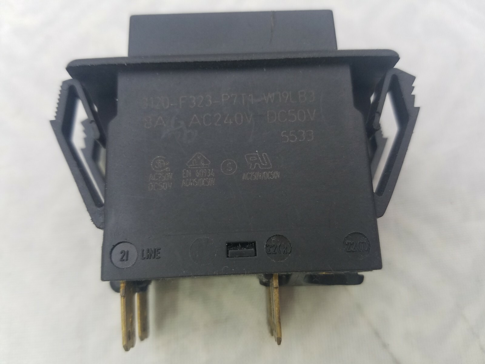 ETA Switch, Breaker, On-Off Combo 3120-F323-P7T1-W19LB3-8A, AC-240V DC ...