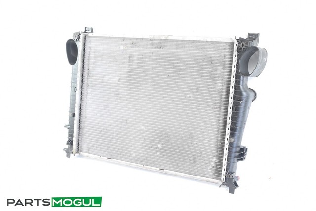 2005 R230 MERCEDES Sl500 Engine Cooling Radiator Assembly 2305000303 ...