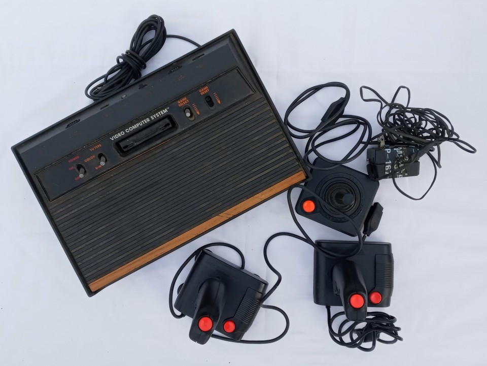 !UNTESTED! ATARI 2600 (and more) console & 43 game lot | eBay