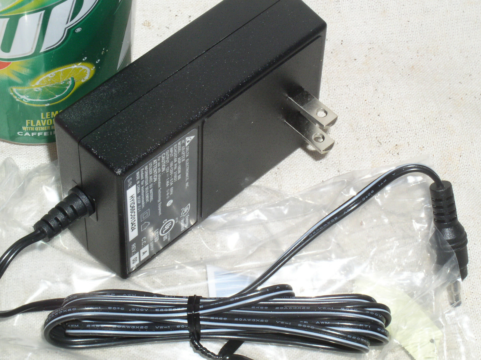 DELTA ADP-18DW BB A 12V DC REGULATED AC ADAPTOR ADAPTER 1.46A 210021 3 ...