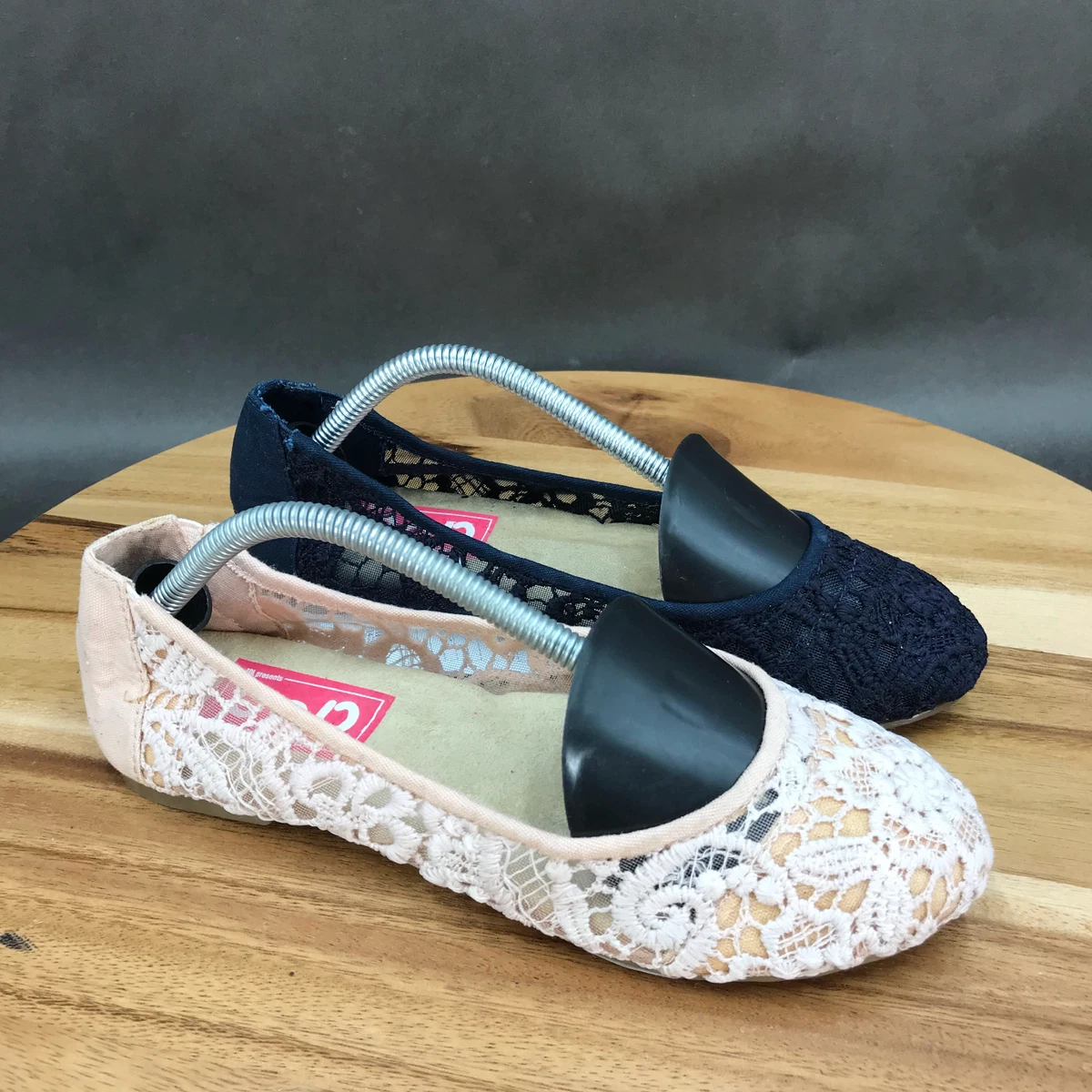 Black Lace Flat Shoes