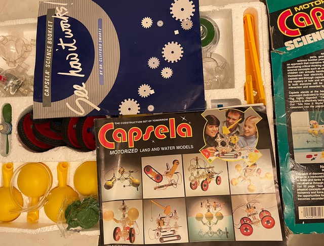 Vintage Capsela 700 Building Construction Land Water Set Motorized for ...