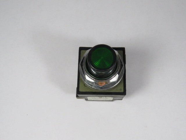 General Electric CR104PBT11G1S3 Green Push Button 240V/6V 60/50HZ USED ...
