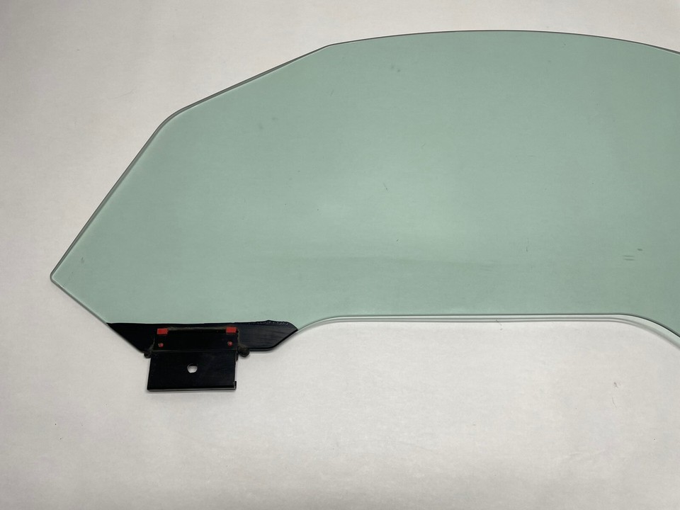 03-08 BMW Z4 E85 Roadster Front Left Driver Side Door Window Glass OEM ...
