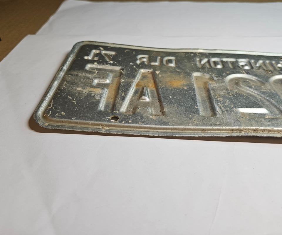 1971 WASHINGTON DEALER DLR LICENSE PLATE 1021 AF CAR AUTO TRUCK STATE ...