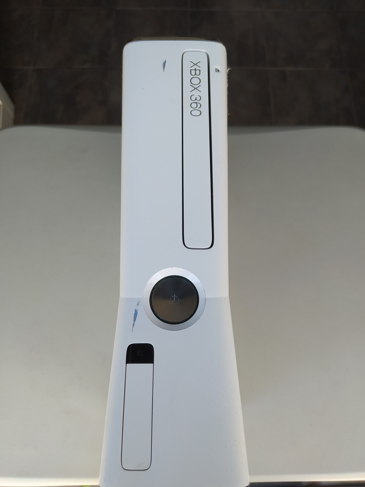 Xbox 360 Slim White 4gb